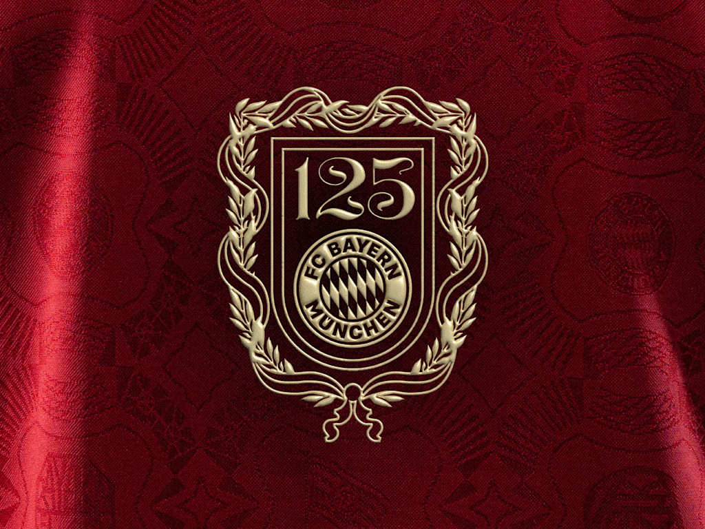 Gift from the Südkurve München: FC Bayern stadium anthem